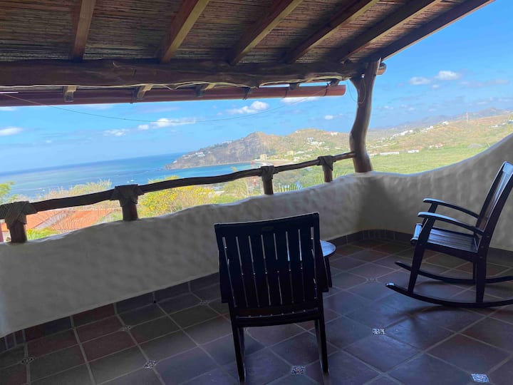 Casa Alegria: 2-br / 2-bath Loft With Ocean Views - Nicaragua