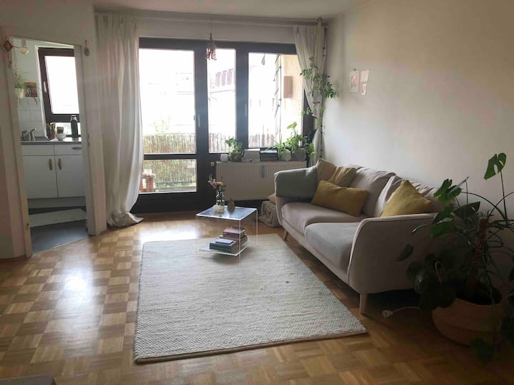 Beautiful Apartment In The Vibrant Heart Of Munich - München
