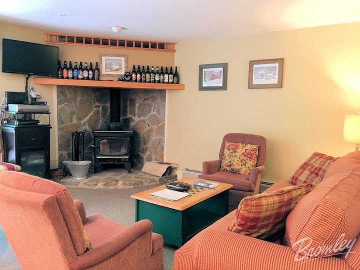 Comfortable Condo Steps From Plaza Trail! - Manchester, VT