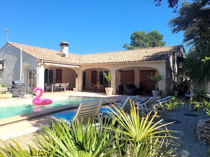 Villa Piscine, Pétanque Ping-pong, - Calvisson