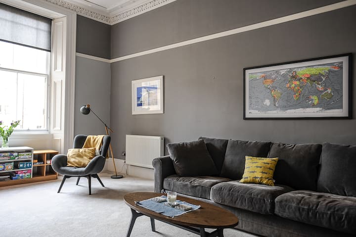 Spacious Family Flat Overlooking Kelvingrove Park - Glasgow