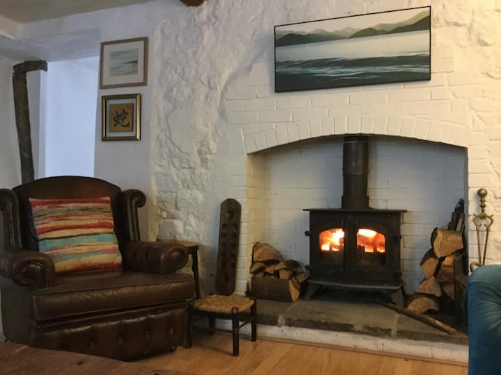 Cosy St. James's St. Cottage - Shaftesbury