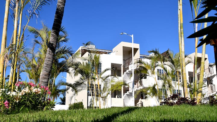 Departamento Con Alberca Y Cerca De La Playa - Manzanillo