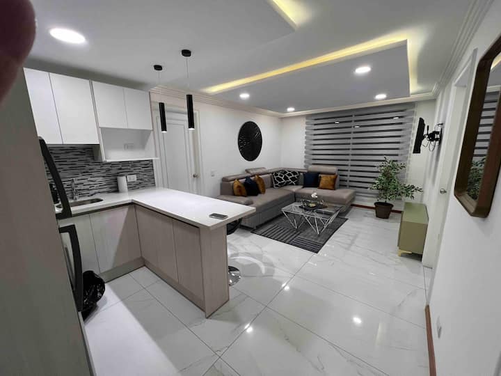 New Renovated 2 Bed Apart. In The Heart Of Quito - Quito