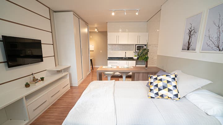 Calmaria E Conforto No Centro/batel De Curitiba - Curitiba