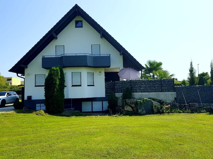 Schicke, Moderne Studio-/einliegerwohnung Top Lage - Kehl