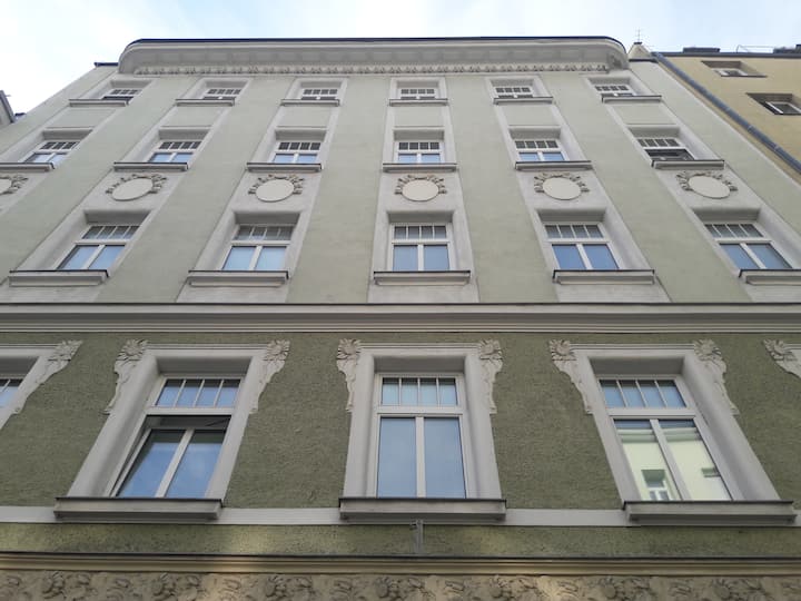 Cosy Viennese Art Nouveau Apartment - Bécs