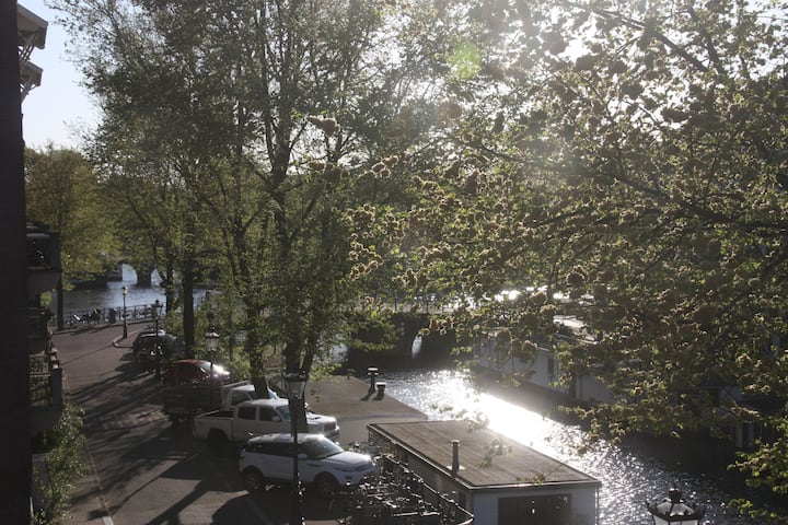 Canal House With A View - Ámsterdam