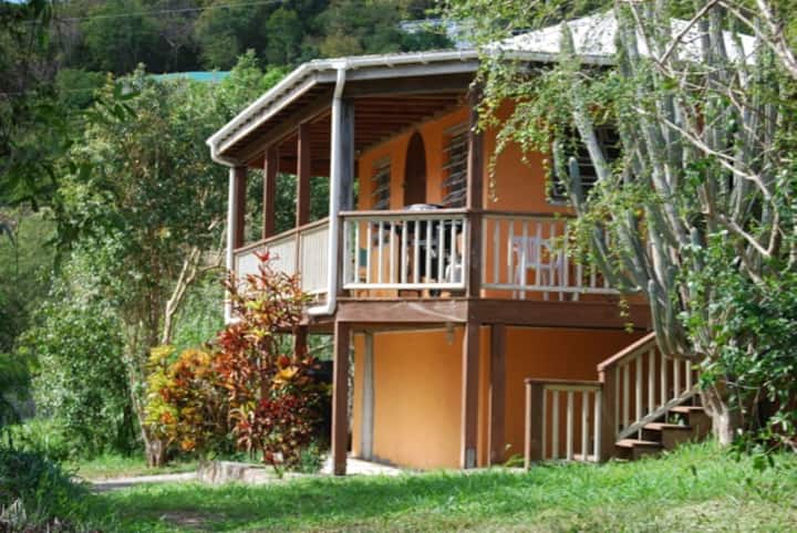 Perfect For The Budget-minded Travelers - East End