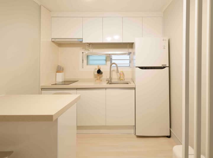[C&m3]2room, Metro & Seongsu 5min, Luggage Storage - Seoul