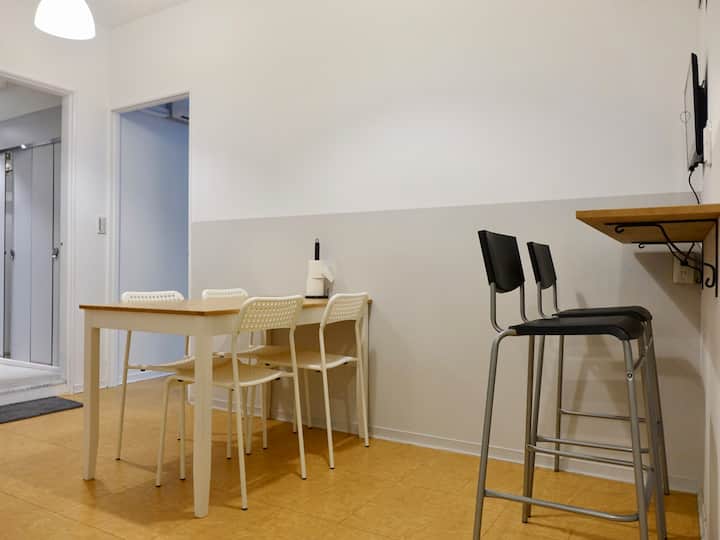 8人女生宿舍/共用衛浴/近捷運士林夜市/8 Beds Female Dorm/i - 深坑區