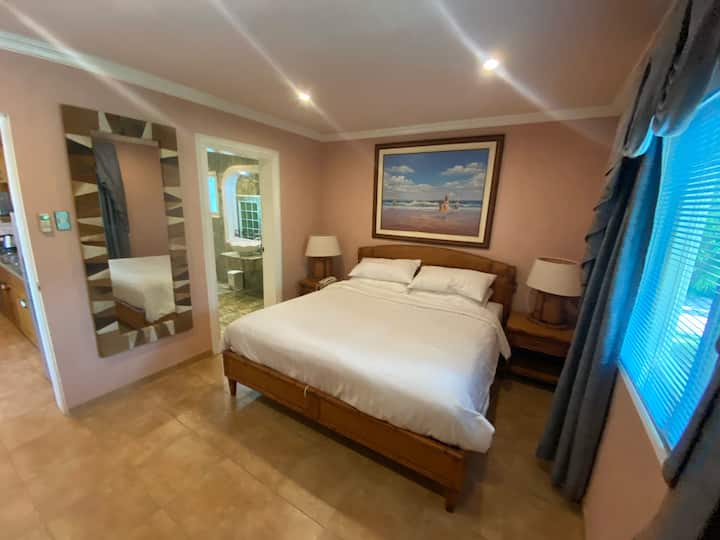 Panoramic Seaview Penthouse Royal Suite - Malay