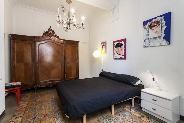 Flat In The Heart Of Valencia. - Valencia