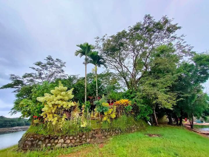 Isla Maria Private Island - Cavinti