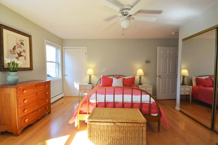 Ten Minutes Away - Ithaca, NY