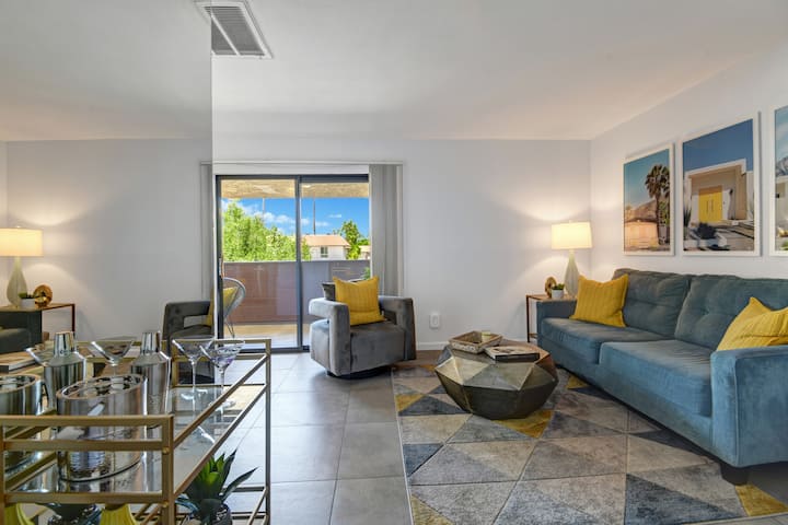 Casa Contenta @ The Biarritz - Palm Springs, CA