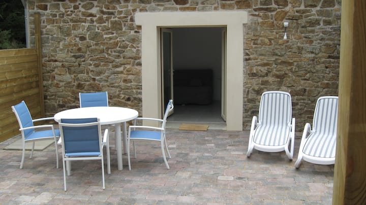 Appartementt2 Avec Terrasse Et Jardin,très Calme. - Île-aux-Moines