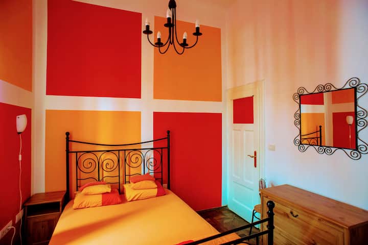Big Bourgeois Apartment With Multiple Beds - Slovenia