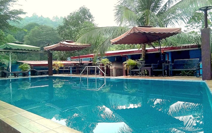 Rizal Holiday rentals with a pool - Philippines | Airbnb