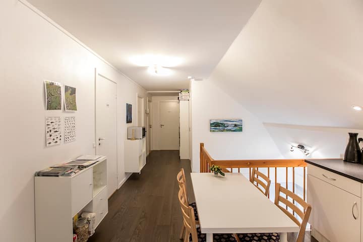 Faroeguide Spacious Room With View - 페로 제도