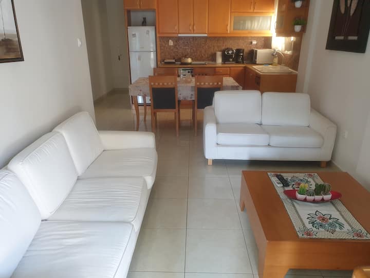 Διαμέρισμα 3 υπνοδωματίων & βεράντα, πανεπιστήμια - 테살로니키