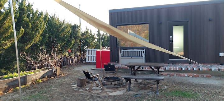 화이트하우스 _웨이비룸 - Gumi-si