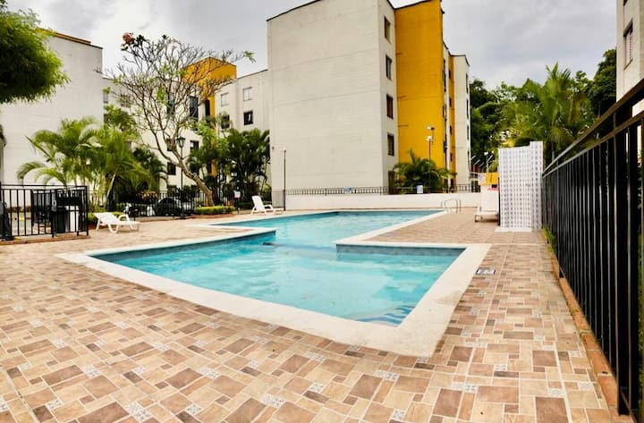 3 Bedroom Apartment With Swimming Pool - Cali