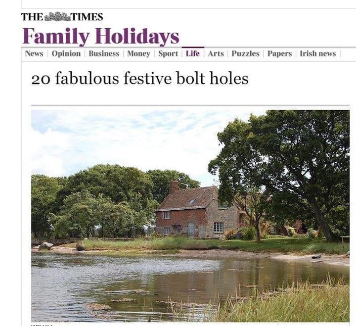 Waterfront 5 Bedroom Cottage In Beautiful Location - Sandbanks