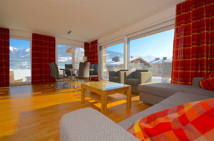 Penthouse"due South"with Own Alfresco Dining Patio - Zell am See
