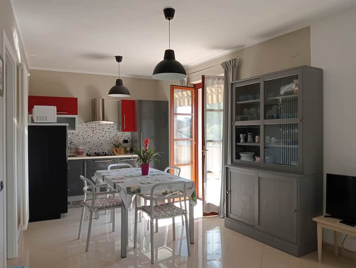 Monolocale Di 55mq Dalla Manuela - Marina di Massa