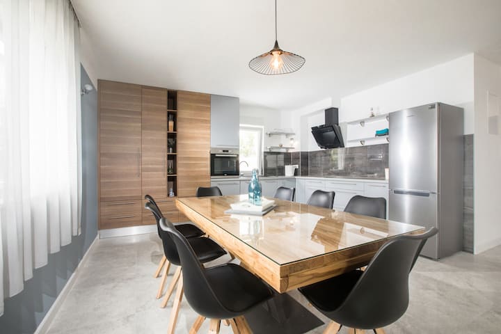 Luxury Apartment Paradise With Swimming Pool - Podstrana