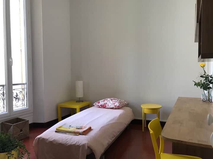 Chambre Calme 11m² Dans Grd Appart Lumineux 160m² - Marseille