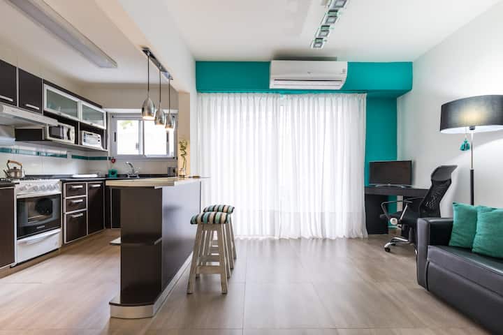 Spacious Apt W/ Patio In Luxurious & Safe Recoleta - Buenos Aires