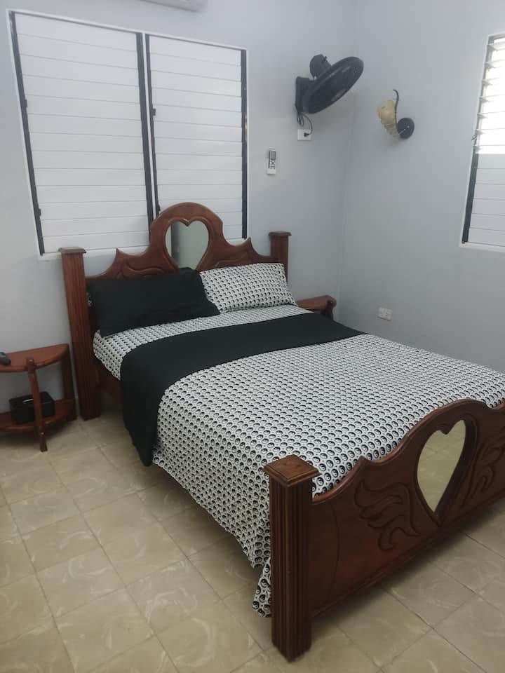 Casa Yairi   Habitación 2 - Varadero