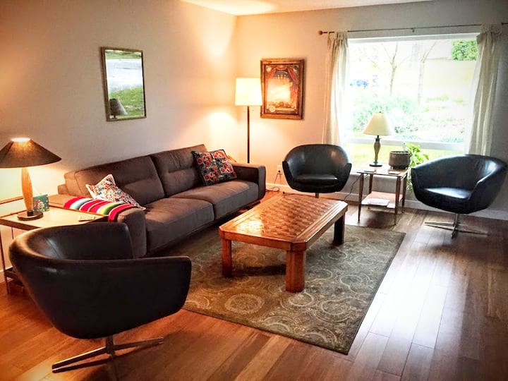 Big Bright Room In Leafy Oasis - Austin