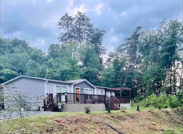 Private.3bd2bt 2mi Fm Cherokeecasino. Now W/ Wi-fi - Cherokee, NC