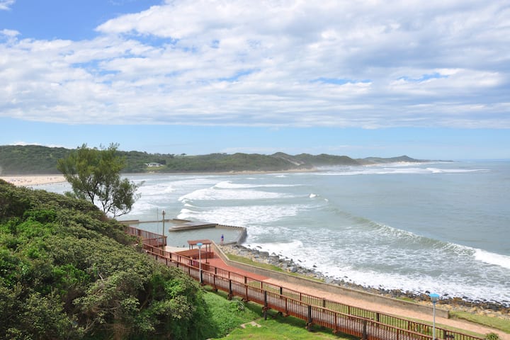 Beachfront Apartment - 18 Coogee Bay East London - East London