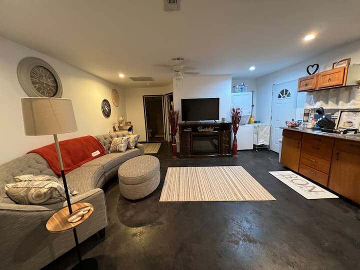 Come Stay And Feel Like Home - Wichita Falls, TX