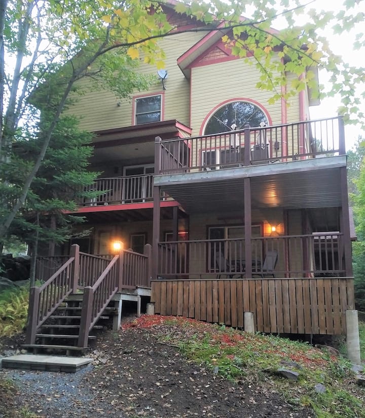 Cozy Condo Mont-tremblant Old Village - Mont-Tremblant