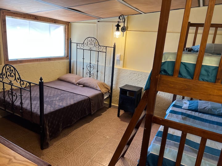 Posada Del Quijote Habitación De 2 A 4 Huéspedes - Mexico City