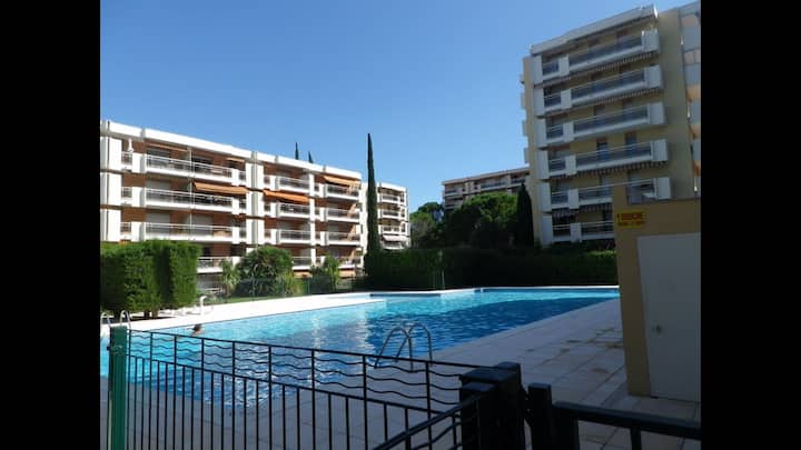 Agréable Appart Ds Résidence
 Privée Avec Piscine - Agay