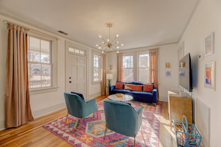 The Jewel Of Bull Street Upstairs - 1 King Bedroom - South Carolina