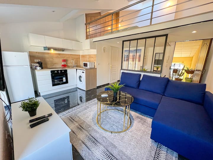 Nice: Appartement Chaleureux En Plein Cœur De Nice - Nice