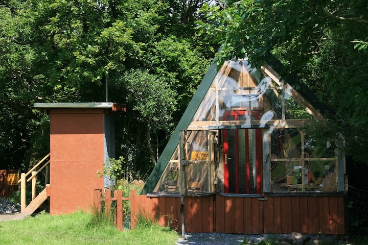 Off Grid Eco Cabin Hideaway In Pristine Woodlands - Clare County