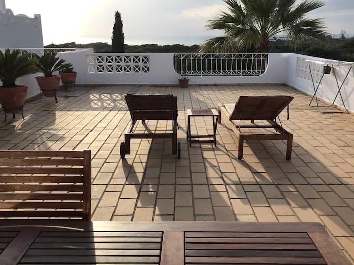 Excellent Beach House With Sea View - Ferragudo