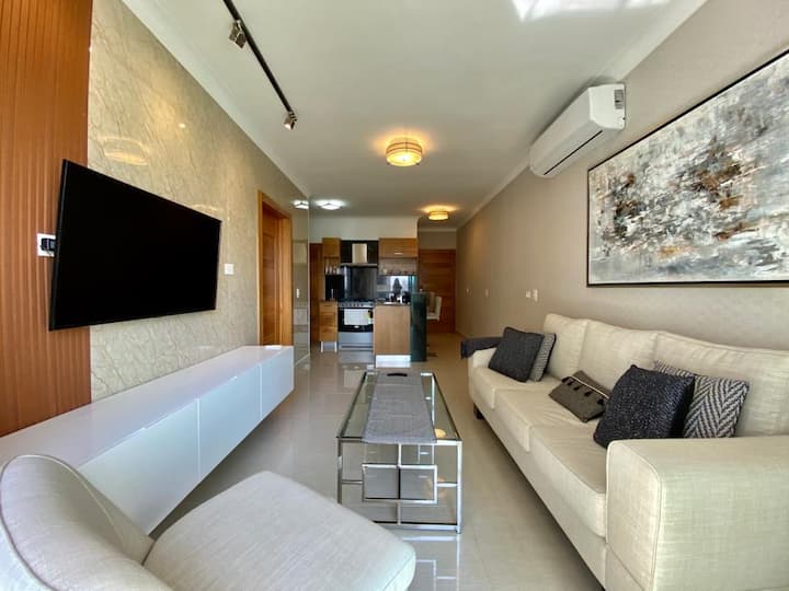 Ct3g16 Deluxe Apt With City Views Fast Wifi, Pool & Gym - Santo Domingo