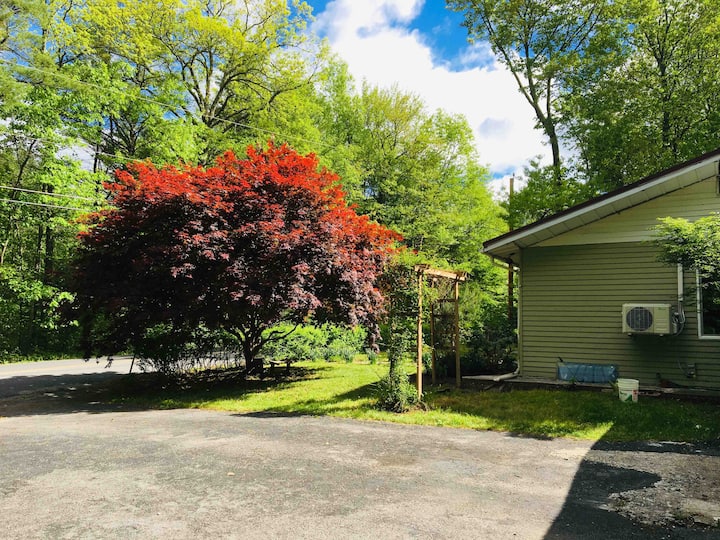 Catskill Retreat Near Mountains, Pool, Amenities - 開羅