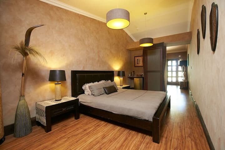 African Safari @ Chapel Farm Estate, Swan Valley - Perth