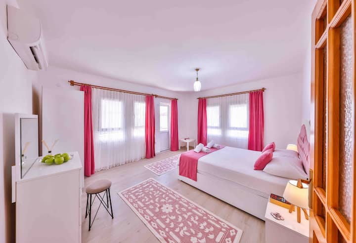 Kaş Merkezde Yeni Daire - Kaş