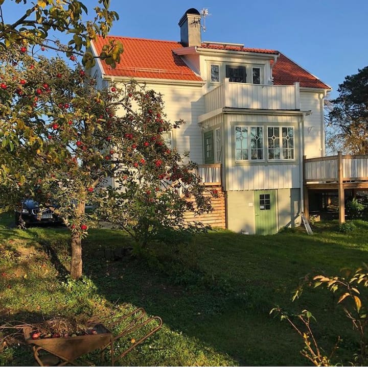 Underbar Skärgårdsvilla I Lugnt Läge I ÖRegrund - Östhammar